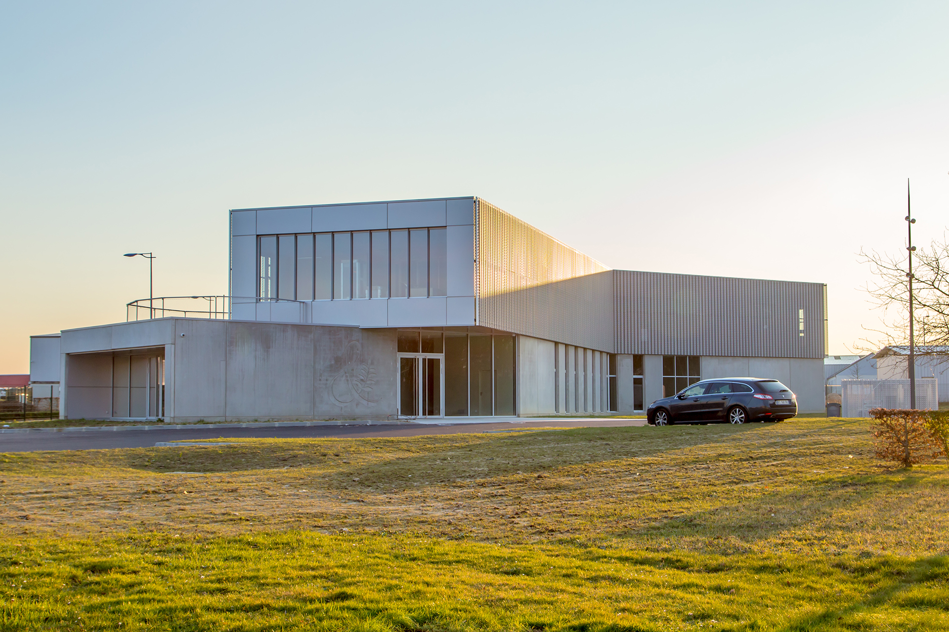 MV2 - LABORATOIRE ALLAND & ROBERT